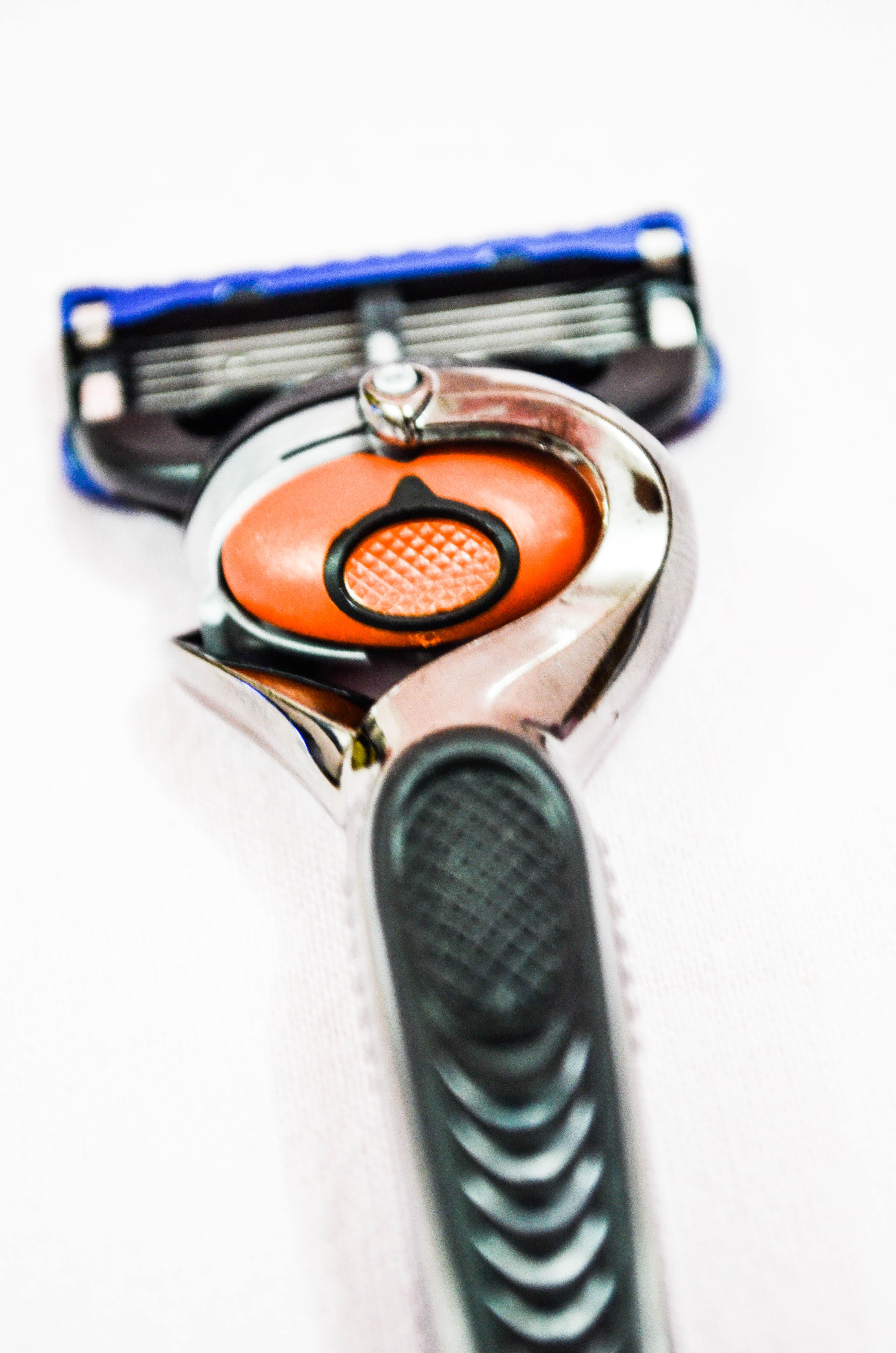 EarthAndroidGillette Flexball Fusion ProGlide Razor with FLEXBALL ...